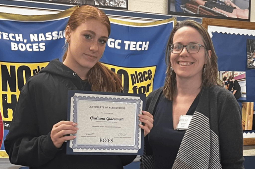 Wantagh Teens Named Students Of The Quarter By Nassau BOCES - Long ...