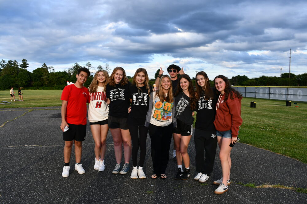 Fun In The Sun(Set) For Harborfields Class Of 2024 - Long Island Media ...