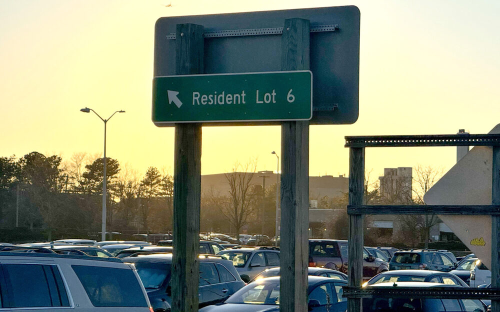 MacArthur Airport Launches Online Parking Permits - Long Island Media Group